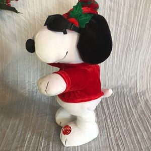 Peanuts | Holiday | Peanuts Snoopy Joe Cool Musical Large Dancing ...